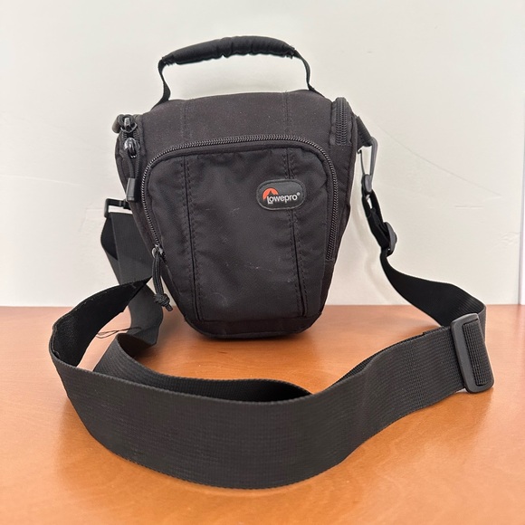 Lowepro | Cameras, Photo & Video | Lowepro Toploader Zoom 45 Aw Camera ...